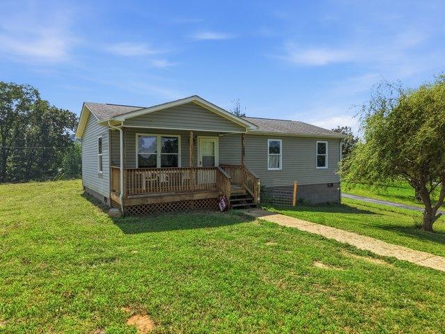 575 Simmons Cemetery Rd, Quebeck, TN 38579