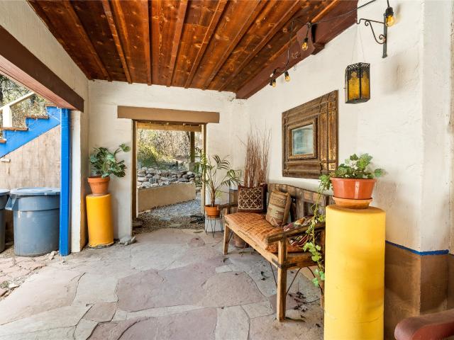 575 Redondo