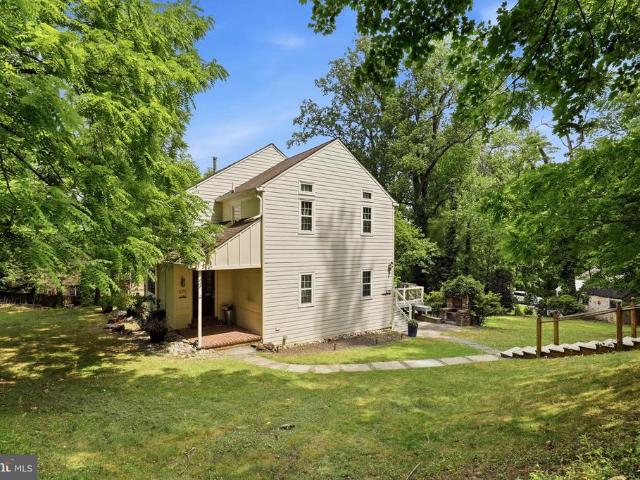 575 W Valley Road