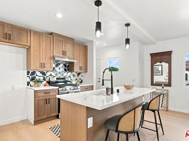 575 W Ave 28