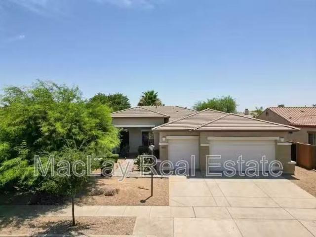 57644187 2201 E Horseshoe Pl