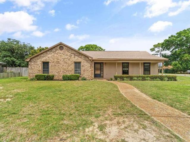 5765 Reynosa Dr, Pensacola, FL 32504