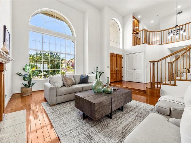 5765 Vista Del Mar