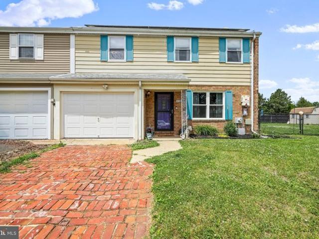 5766 Corsair Ct, Bensalem, PA 19020