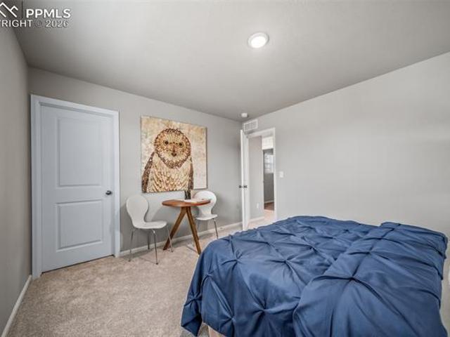 5767 Bowerman Lane