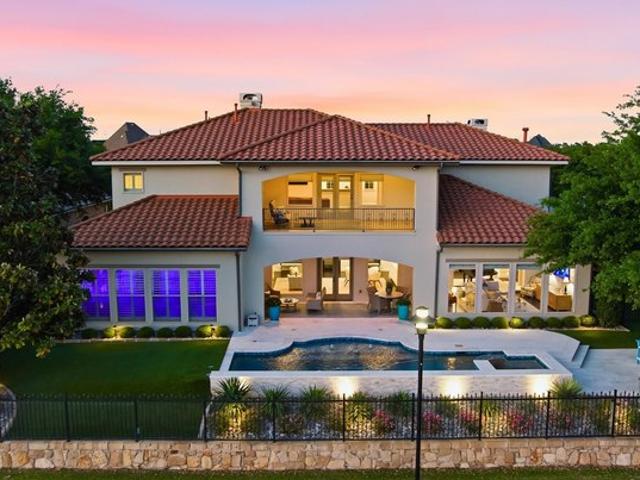 5767 Waters Edge Dr, Irving, TX 75039