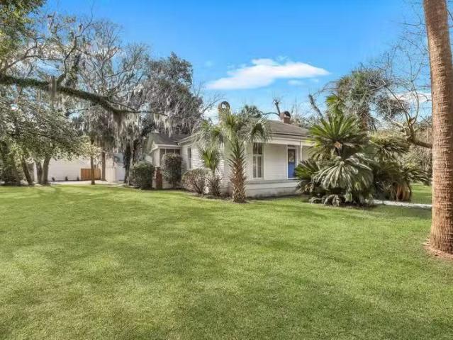 57686673 3115 Fennel St