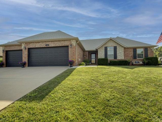 5768 S Lexington Ave, Springfield, MO 65810