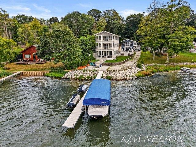 5768 S Shore Dr, Whitehall, MI 49461
