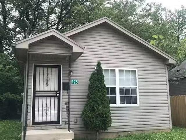 57692477 125 N 19th St