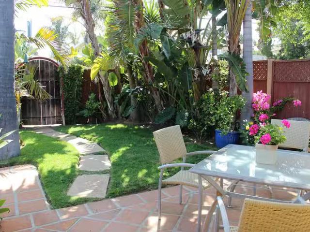 57696066 252 Melrose Ave