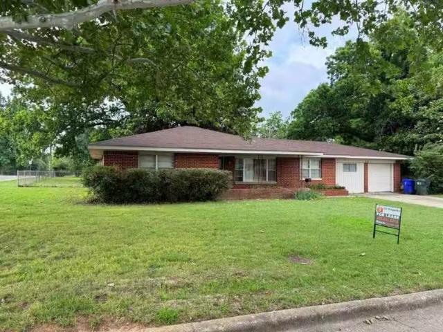 57696826 1504 Leslie Ln