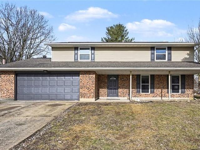 5769 Waynegate Rd, Huber Heights, OH 45424