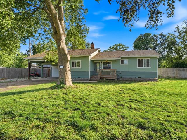 5760 Green Acres Drive
