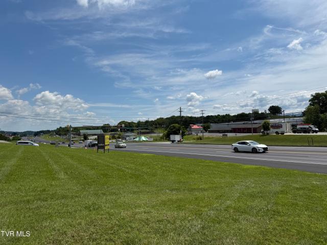 5760 Highway 11e