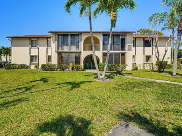 5760 Pine Wood Dr Unit D1, Greenacres, FL 33463