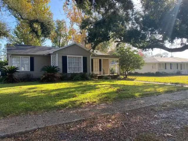 57610832 249 Arlington Dr