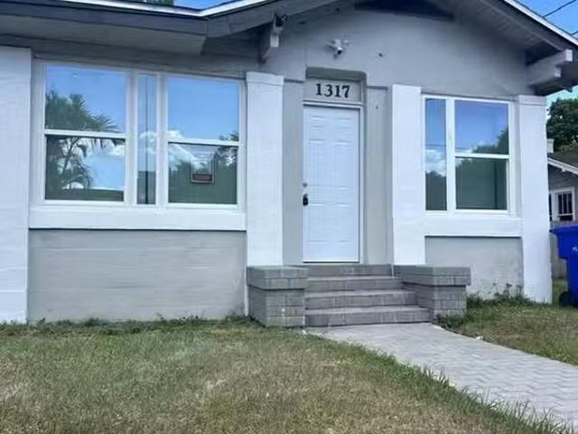 57610971 1317 Royal St