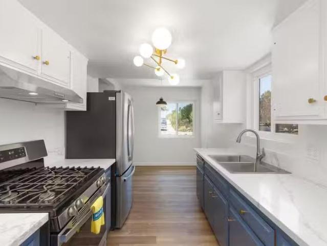 57612333 201 Rosebay Dr
