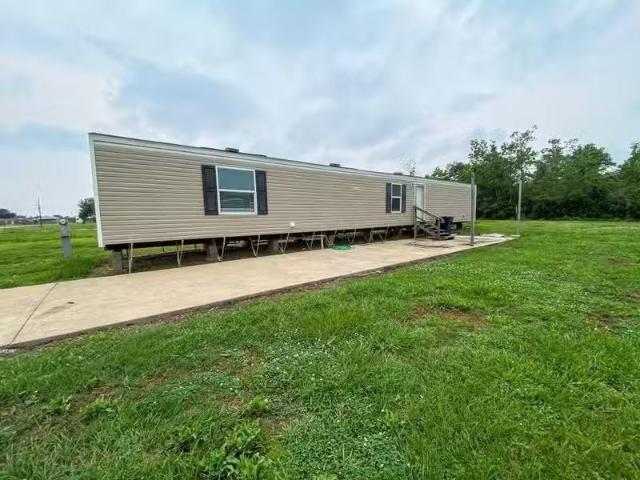 57619553 114 Dennis Ln