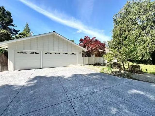 57622378 2214 Vineyard Ct