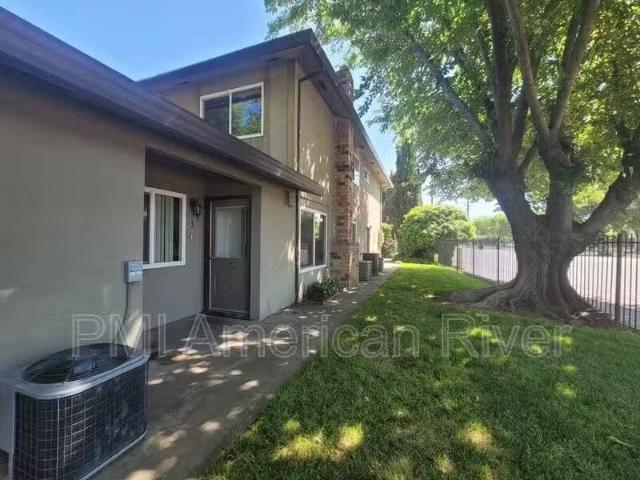 57626348 2803 Norcade Cir #3
