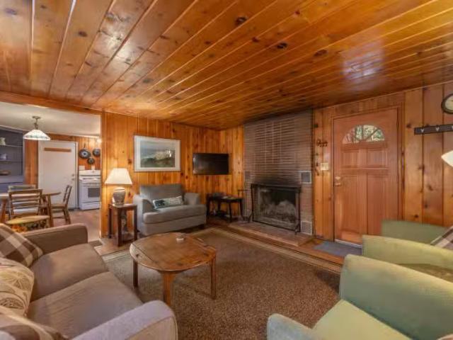 5762 Ophir St, Carnelian Bay, CA 96140