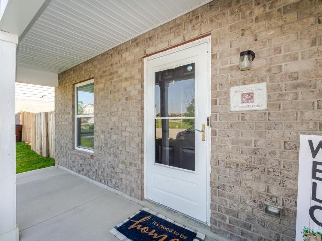 5762 Courtney Lane