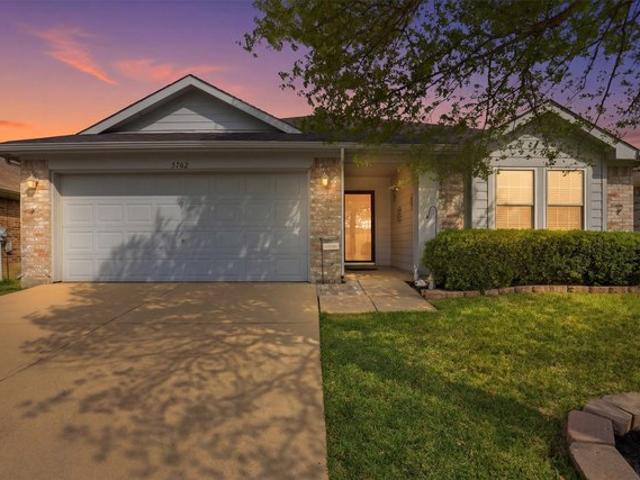 5762 Firethorn Dr, Dallas, TX 75249