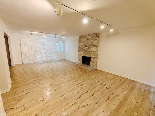 5763 Valerie Ave, Woodland Hills, CA 91367 | MLS #SB26091 | Compass
