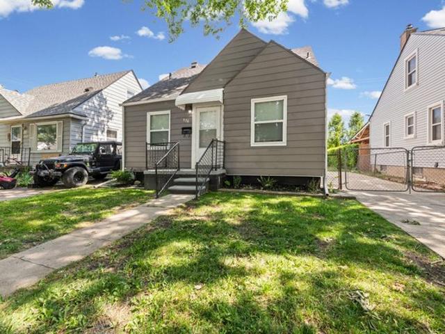 576 Garfield Ave, Lincoln Park, MI 48146
