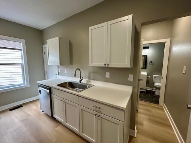 576 E Fallcreek Parkway N Dr 3 Bedroom Condo for Rent at 576 E Fall Creek Parkway North Dr, Indianapolis, IN 46205 Mapleton Fall Creek