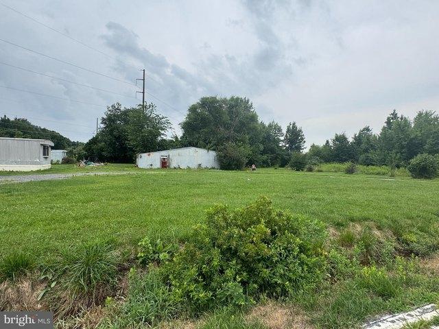576 Flemings Landing Rd, Townsend, DE 19734