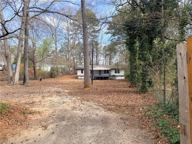 576 Hillcrest Road