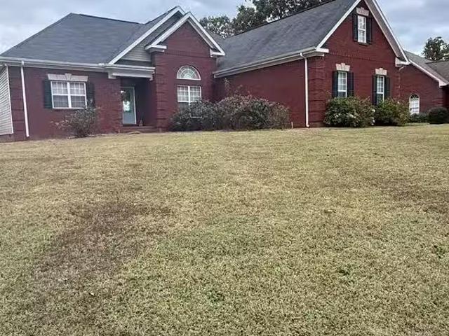 576 LILLIAN LN, ANNISTON, AL 36207