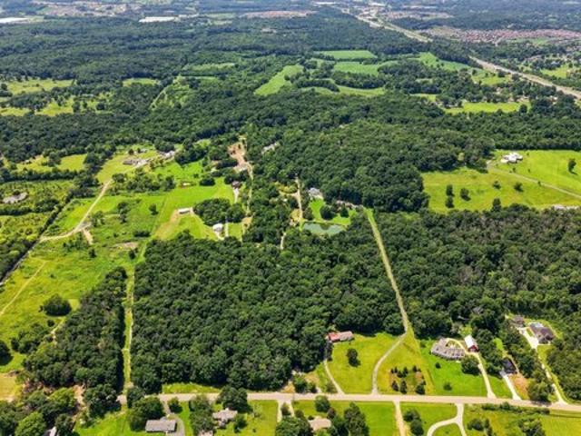 576 Nokes Rd, Lebanon, TN 37090