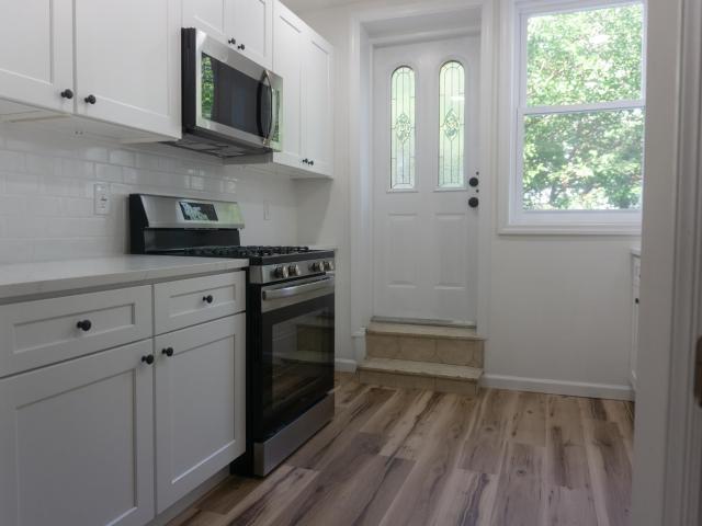 576 Newark Ave # 1L