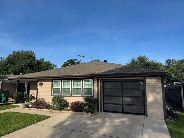 576 Smith Dr, Metairie, LA 70005