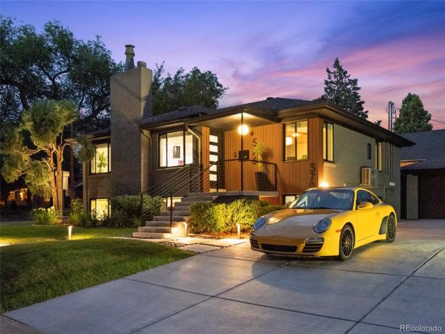 576 Steele Street