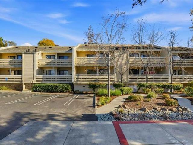 576 W Parr Ave, Unit 9, Los Gatos, CA 95032 | MLS #ML82034 | Compass