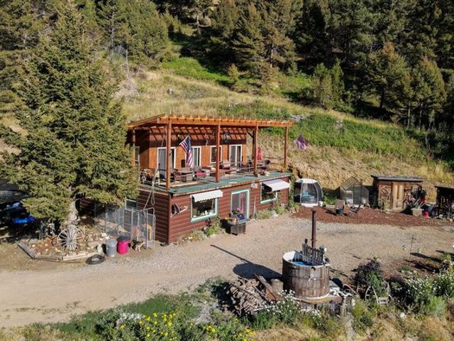 576 Wisconsin Creek Rd, Sheridan, MT 59749