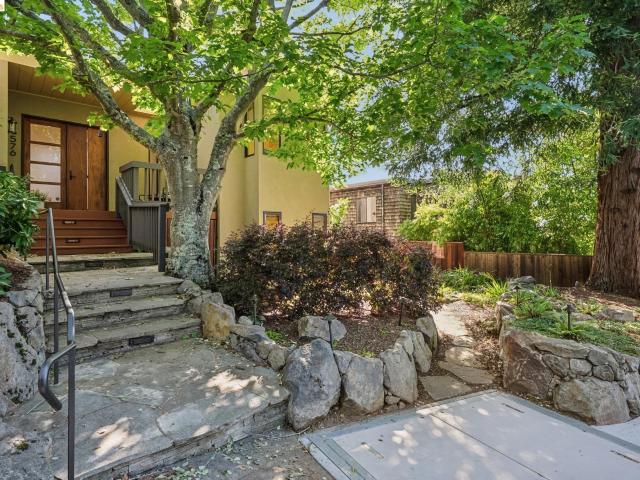 576 Vistamont Ave