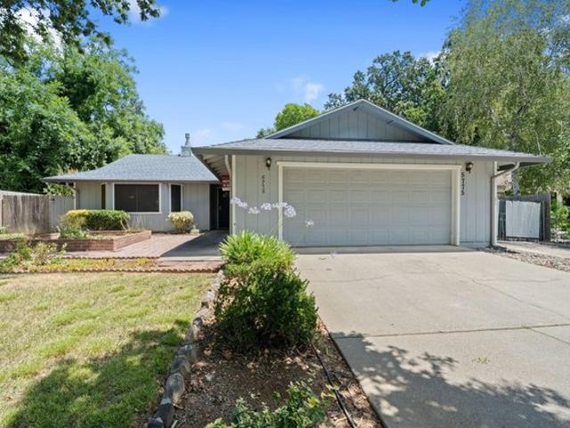 5775 Farm House Ln, Redding, CA 96001