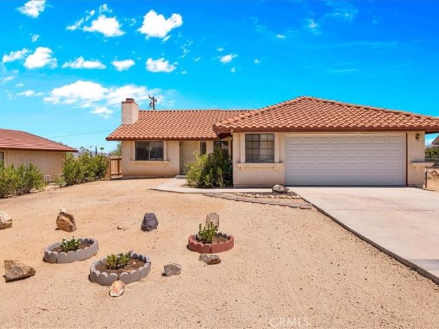 5775 Hall Ln
