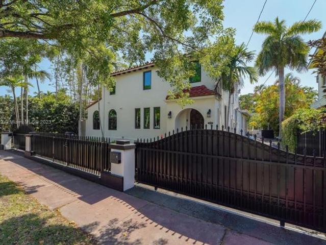 5778 Alton Rd, Miami Beach, FL 33140