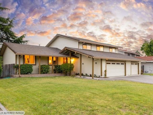5779 Dexter Cir, Rohnert Park, CA 94928