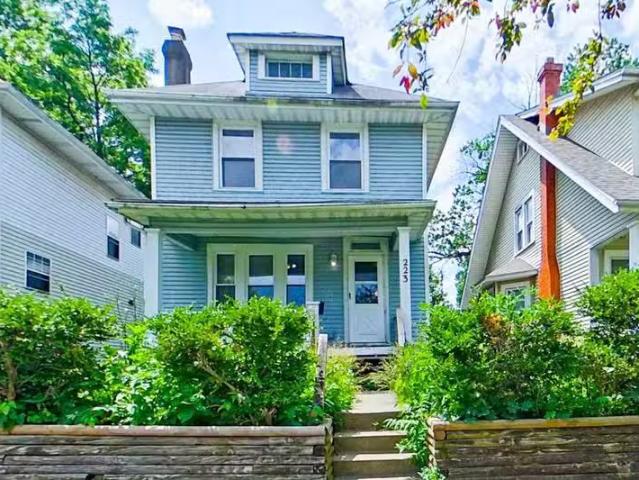 57704850 223 S Terrace Ave