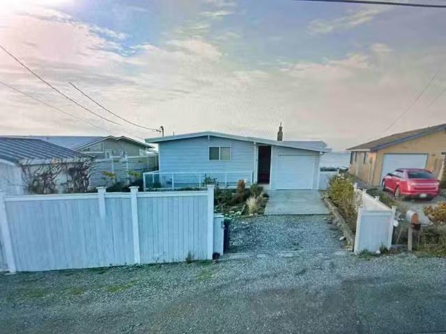 57709185 2689 W Beach Rd