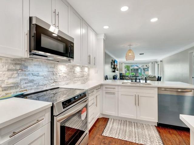 5770 Princess Palm Ct Apt F, Delray Beach, FL 33484