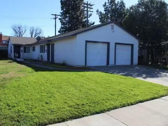 57715121 10228 S White Rock Rd